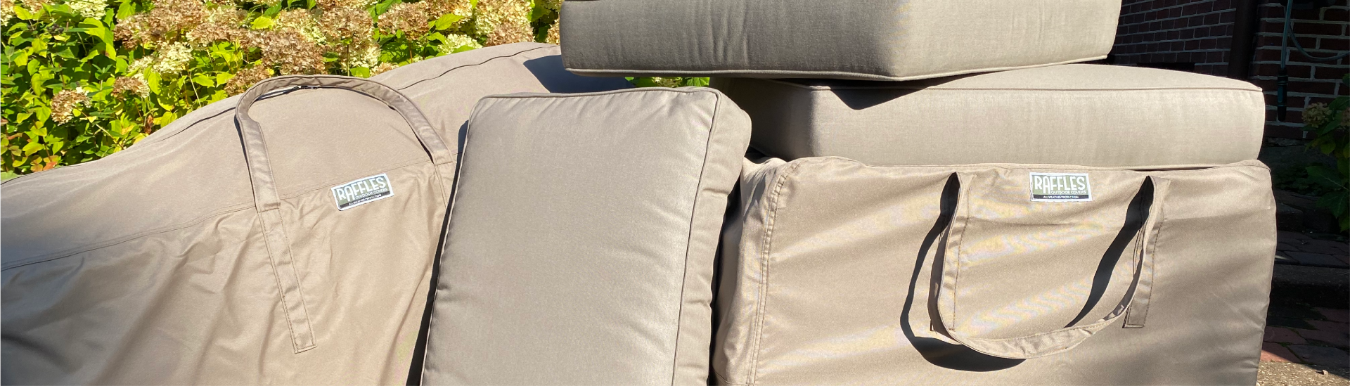 Raffles Covers | Tuinmeubelhoesshop - De specialist in tuinmeubelhoezen